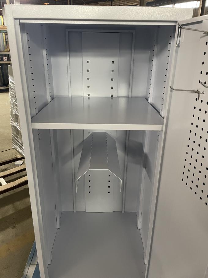 Lockable Large White Metal Horse Equipment Saddle Box 140x60x60cm